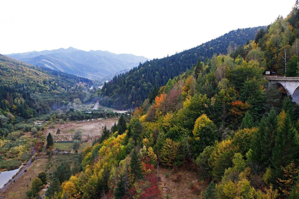 Maramureș – Wooden Churches, Merry Cemetery & Mountain Villages